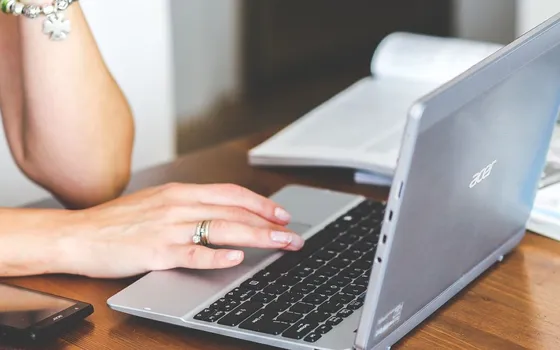 Fastfetch 2.36 migliora il rilevamento di CPU e GPU | HTML.it